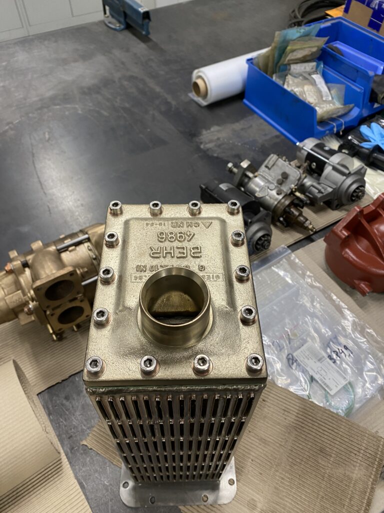 COOLER INSERT / HEAT EXCHANGER BEHR DEUTZ BA6M816